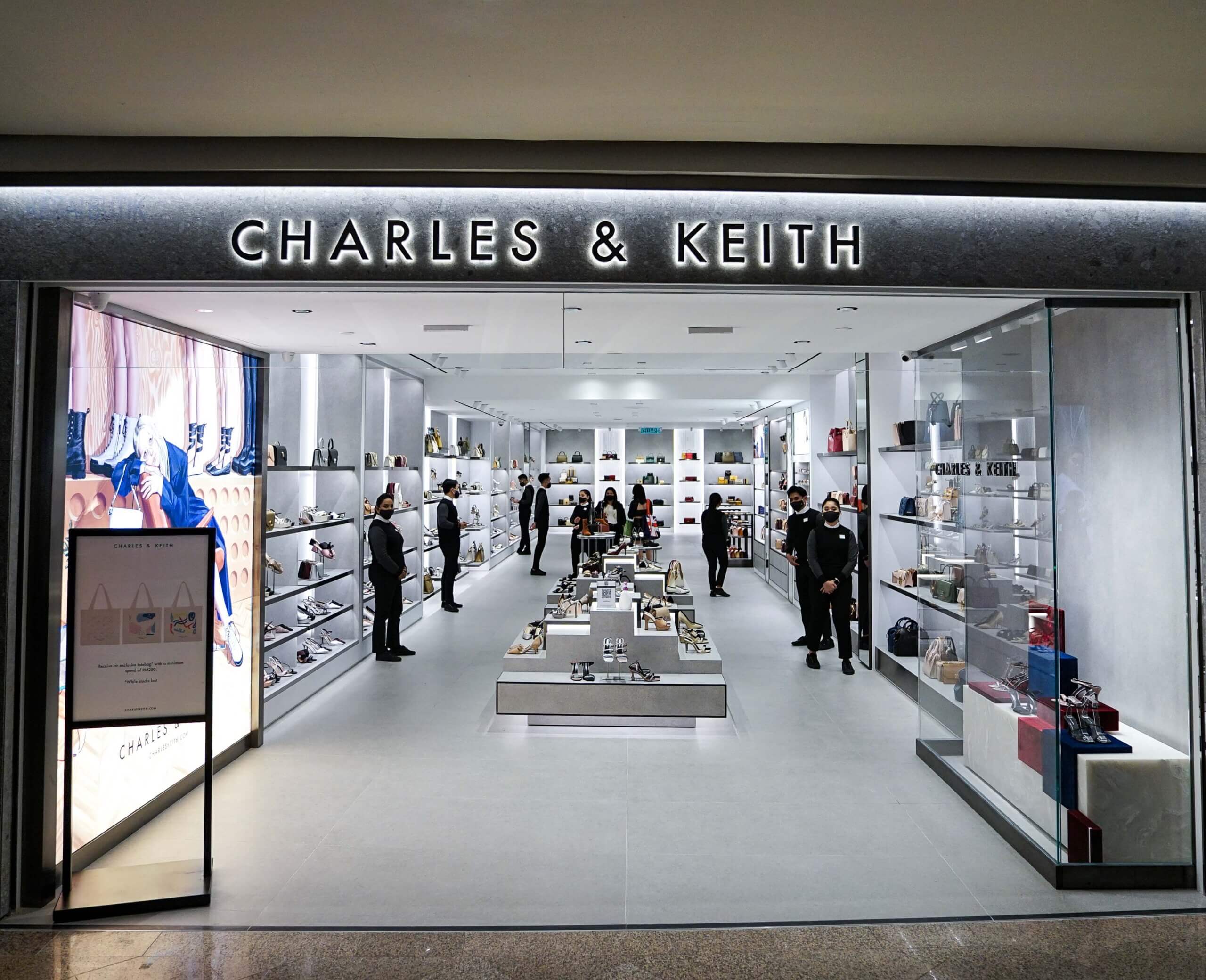 กลยุทธ์การบริหารธุรกิจและการตลาด แบบ Charles & Keith
